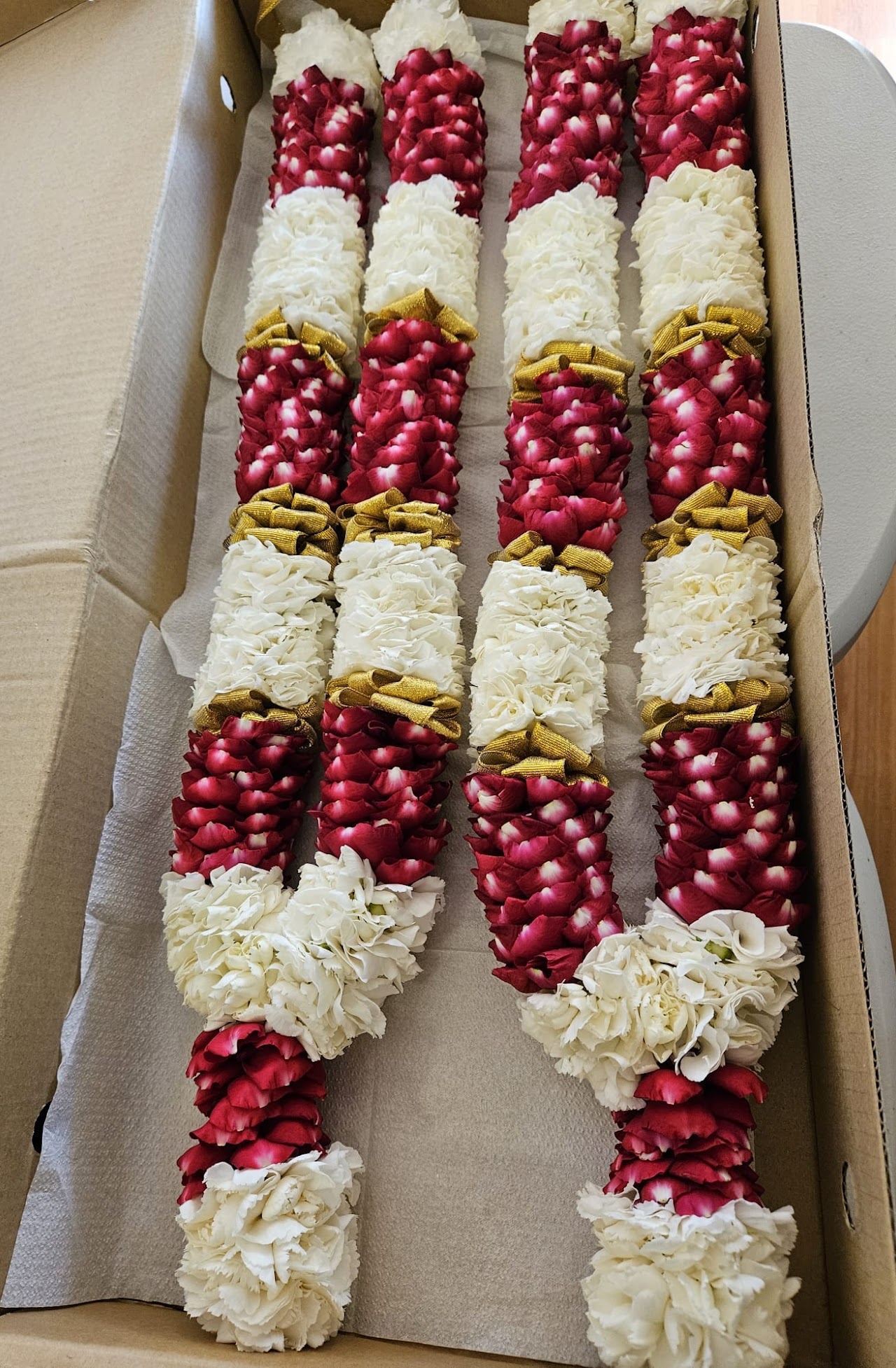 Wedding Garlands - vanysgarlands.com